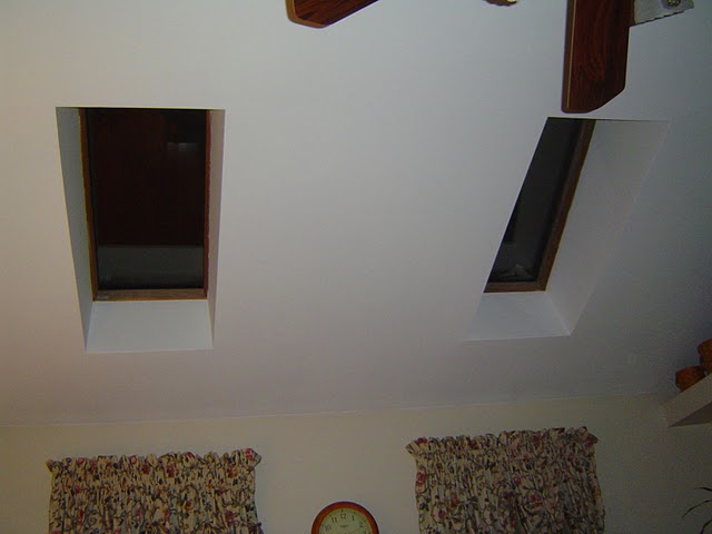 Guide to Vinyl Skylight Windows - HomeAdditionPlus.com